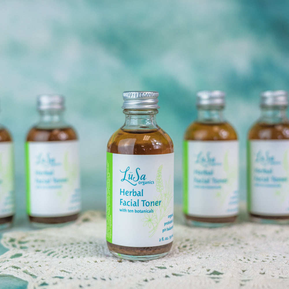 Herbal Facial Toner – LüSa Organics